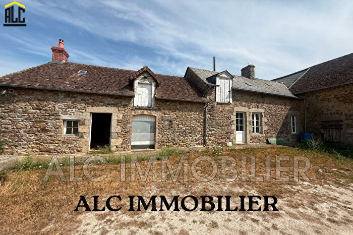 Maison 4 pièces à Moulins-le-Carbonnel, à vendre