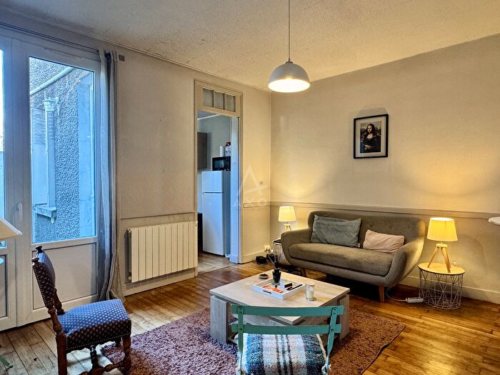 Appartement à louer - Angoulême, Victor Hugo - 2 pièces - 1 chambre