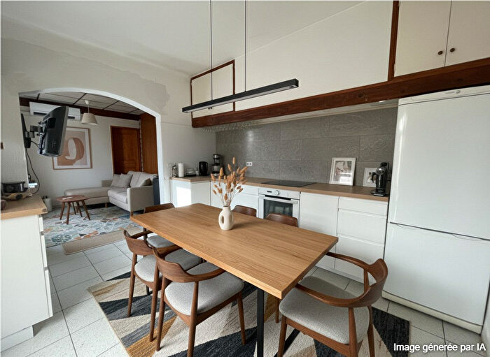 Maison à vendre - Marseille e , Saint-Henri - 4 pièces - 2 chambres