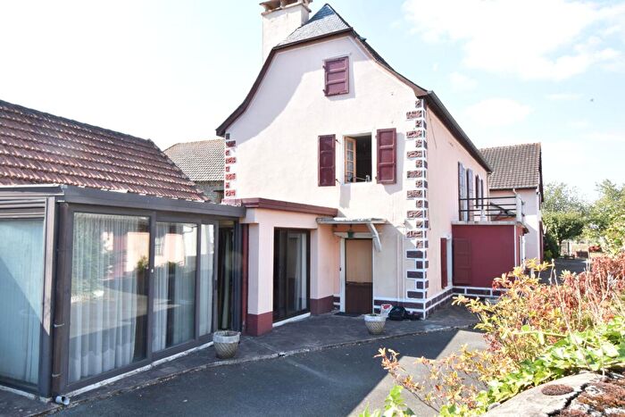 Maison 7 pièces à Noguères, à vendre