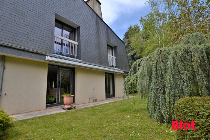 Maison à vendre - Quartiers Nord-Est, Beaulieu - 8 pièces - 7 chambres