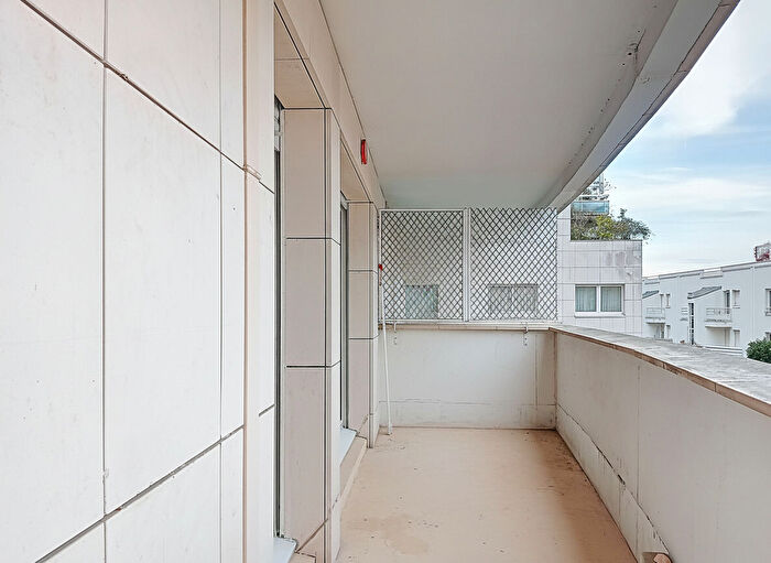 Appartement à vendre - Suresnes, Carnot, Gambetta - 3 pièces - 2 chambres