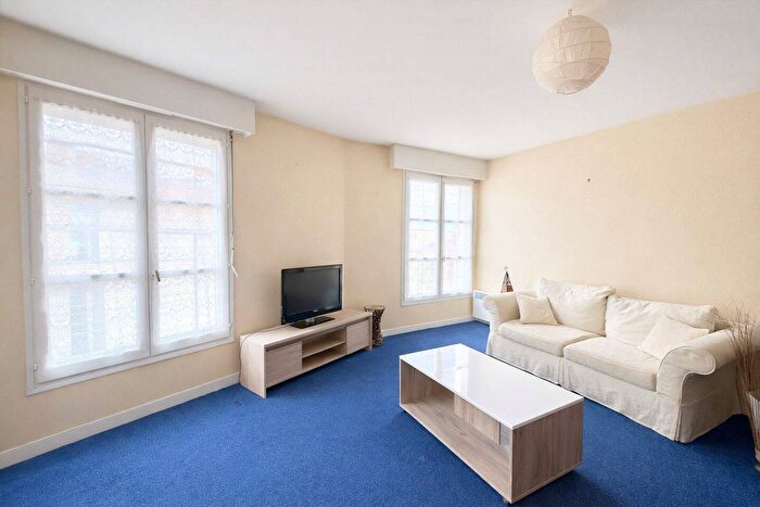 Appartement à louer - Centre-Hôtel de Ville, Limoges - 1 pièce