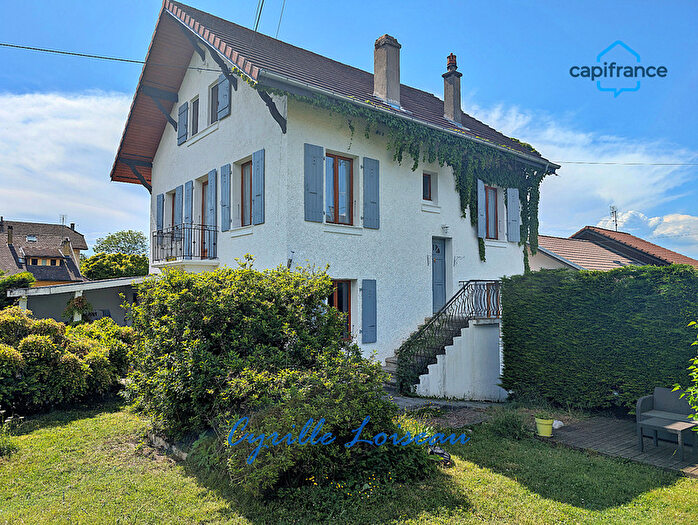 Maison à vendre - Publier - 12 pièces - 6 chambres