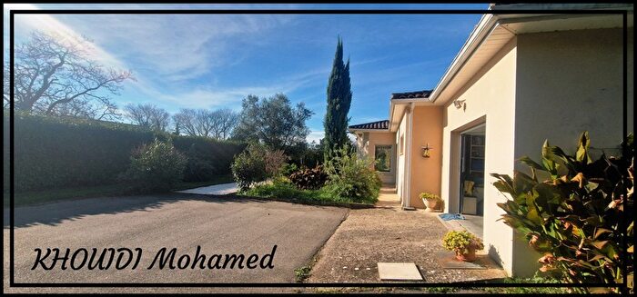 Maison à vendre - Villeneuve-sur-Lot, Eysses - 6 pièces - 4 chambres