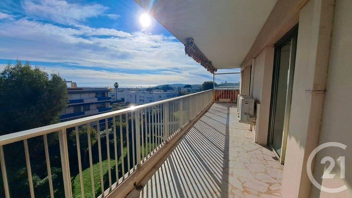 Antibes - Appartement 4 pièces à louer