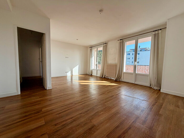 Limoges, Centre-ville, Hôtel de Ville, Emailleurs : Appartement 3 pièces à vendre