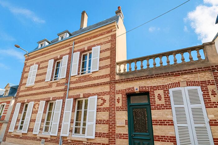 Appartement 2 pièces à Trouville-sur-Mer, Plages, Promenade des Planches, Bon Secours, à vendre