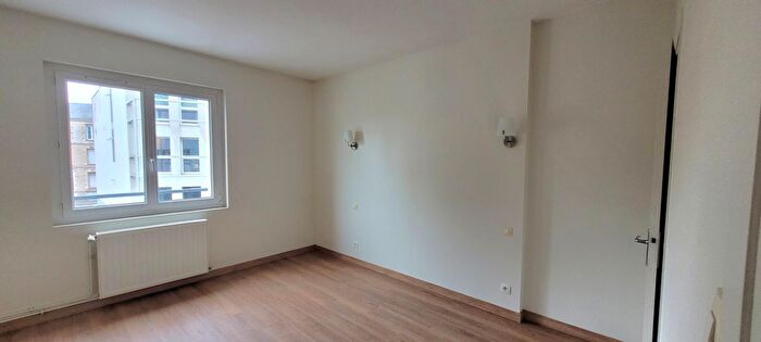 Appartement à louer - Tours, Lakanal, Strasbourg - 2 pièces - 1 chambre