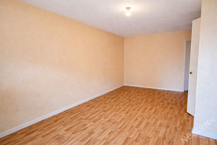 Appartement à vendre - Bergerac, Centre-ville - 2 pièces - 1 chambre