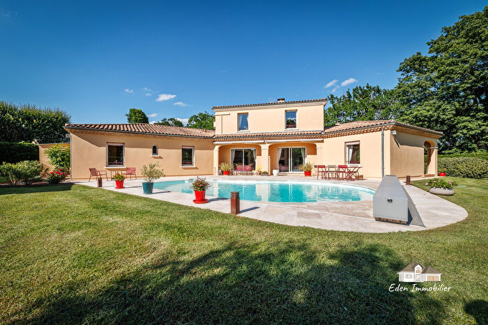 Maison 7 pièces à Saint-Sulpice-et-Cameyrac, à vendre