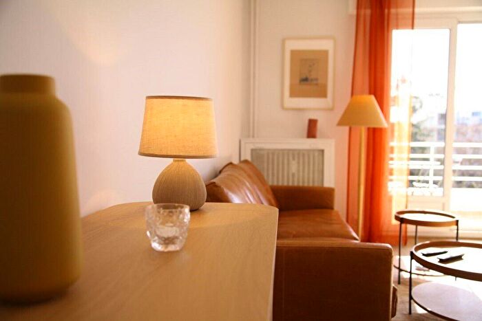 Appartement à louer - LIle de la Roche, Le Perreux-sur-Marne - 3 pièces - 2 chambres