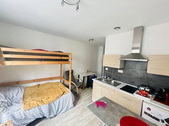 Henriville, Amiens - Appartement 1 pièce à louer