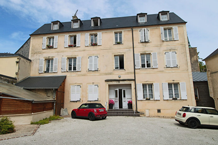Appartement à vendre - Bayeux, Centre-ville, Saint-Jean - 2 pièces - 1 chambre