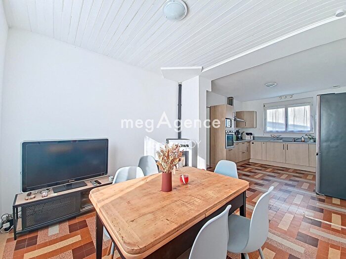 Maison à vendre - Roussay - 5 pièces - 3 chambres