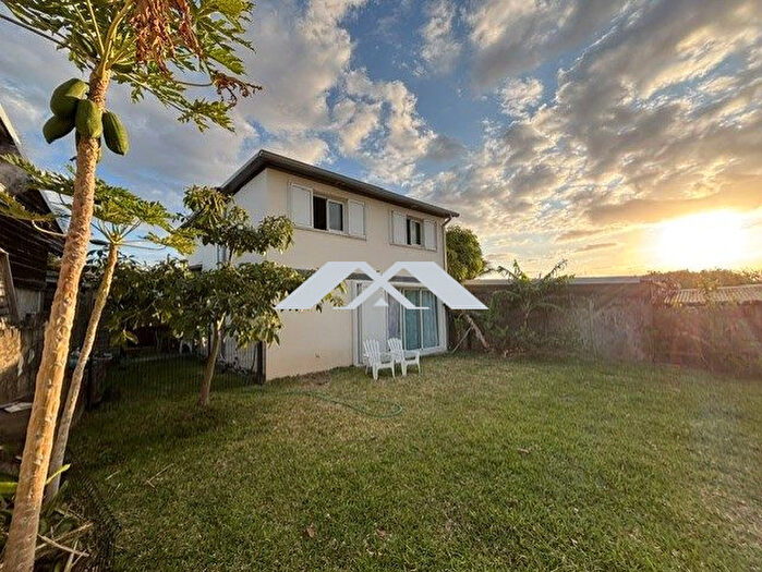 Maison 6 pièces à Saint-Joseph, Le Butor, Stade, à vendre