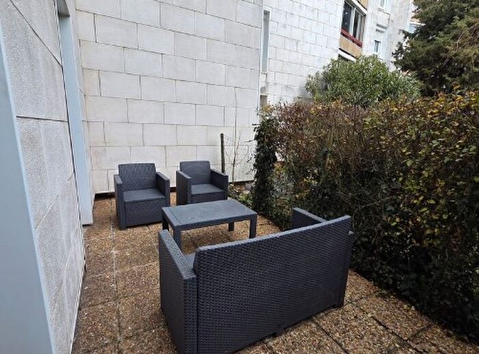 Appartement 2 pièces à Cenon, à louer