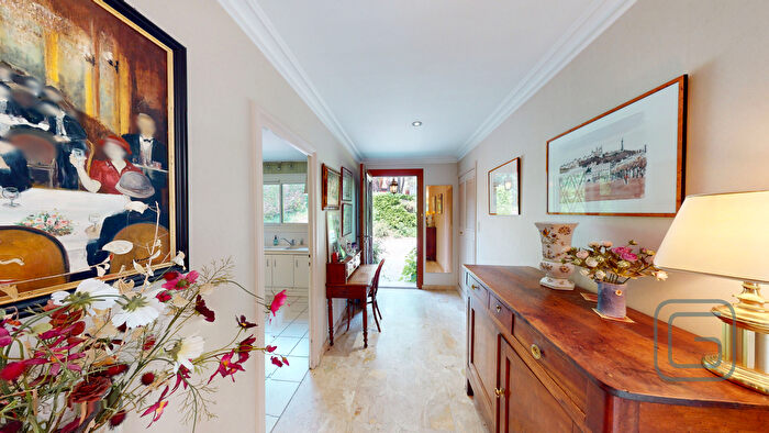 Maison à vendre - Saint-Cyr-au-Mont-dOr - 5 pièces - 4 chambres