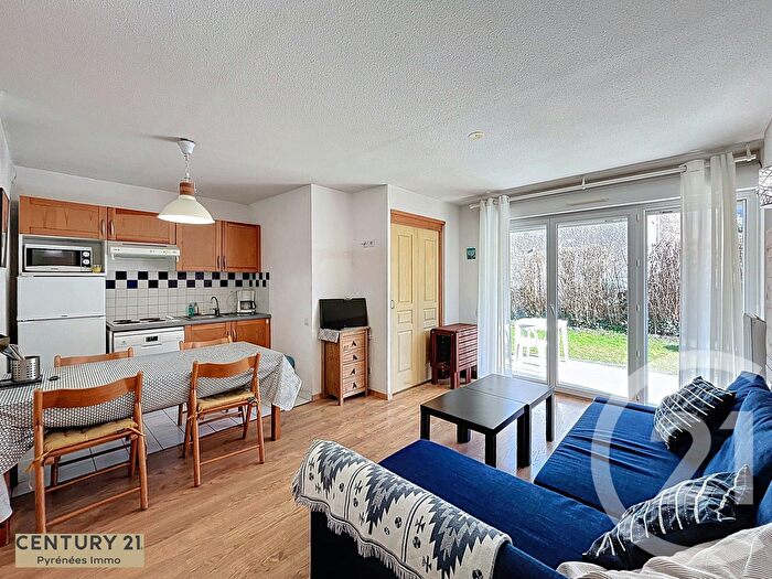 Appartement à vendre - Bagnères-de-Luchon - 3 pièces - 2 chambres