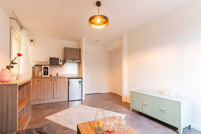 Appartement à louer - Coteaux Ouest-Pasteur, Rouen - 1 pièce