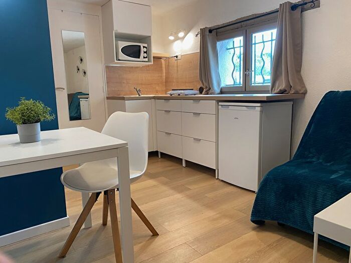 Appartement 1 pièce à Marseille e, Saint-Mitre, à louer