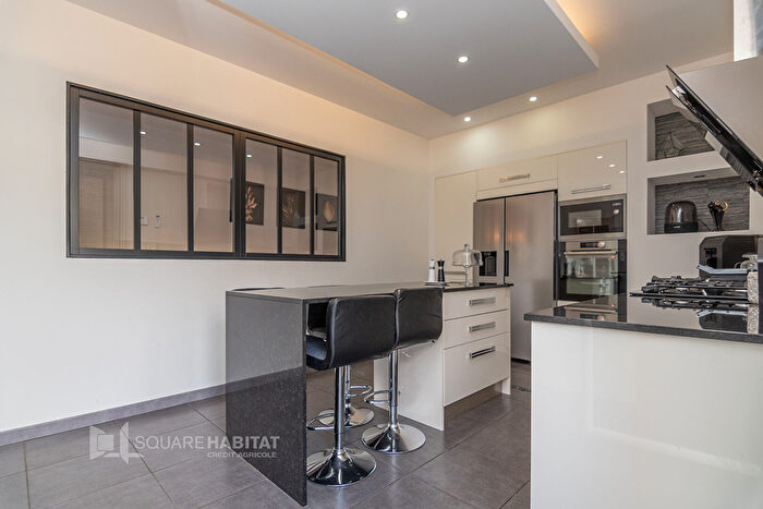 Maison à vendre - Courbouzon - 5 pièces - 2 chambres