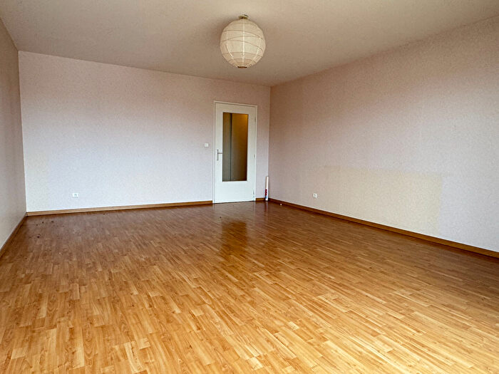 Appartement à louer - Talant, Centre-ville - 3 pièces - 2 chambres