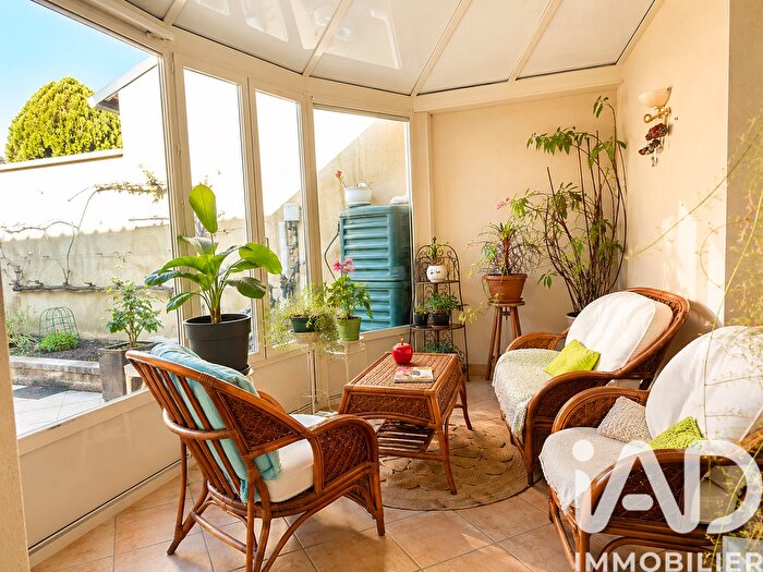 Maison 6 pièces à Lognes, Mandinet Nord, Tour dAuvergne, à vendre