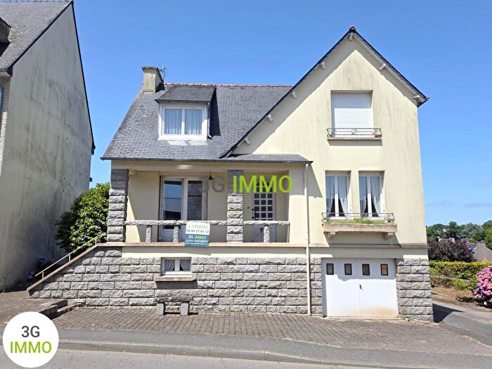 Carhaix-Plouguer - Maison 5 pièces à vendre