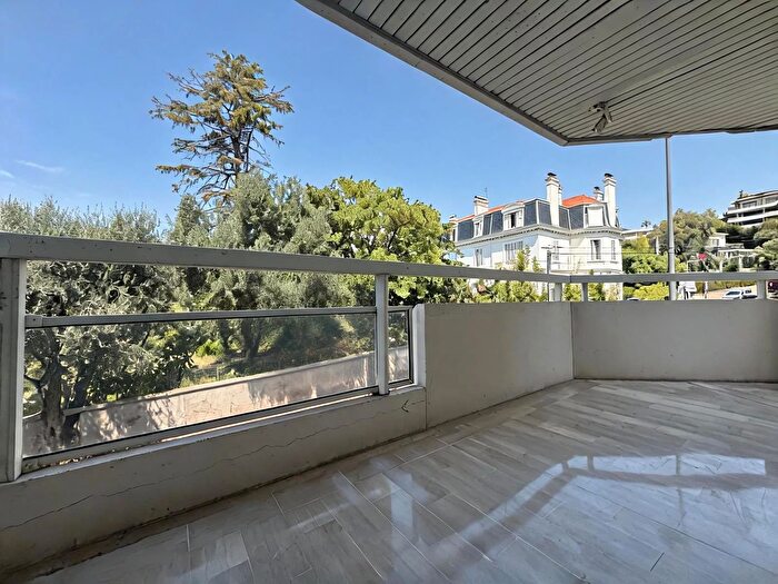 Appartement 3 pièces à vendre à Cannes, Pointe Croisette