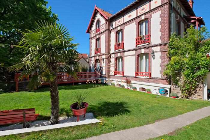 Maison 12 pièces à vendre - Joinville-le-Pont