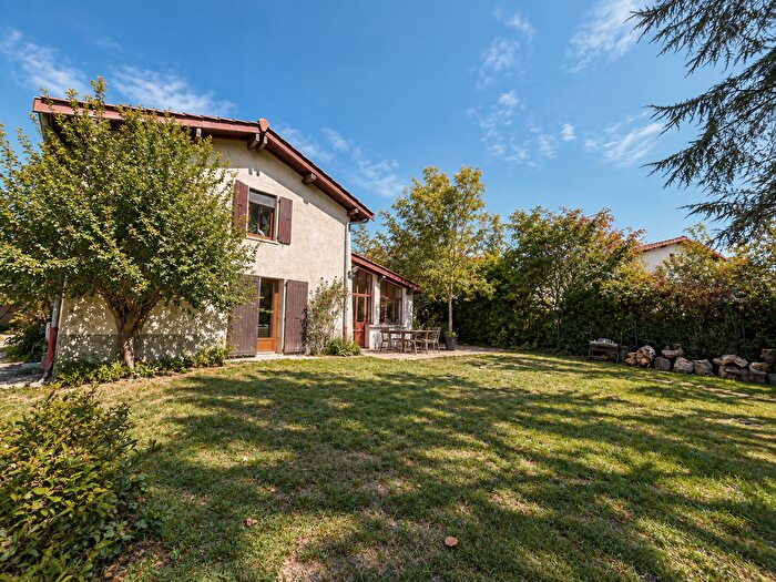 Maison 4 pièces à vendre à Montseveroux