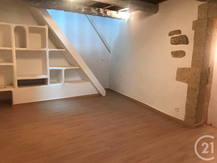 Appartement à louer - Remoulins - 3 pièces - 2 chambres