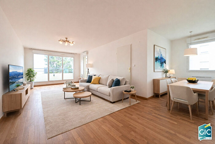 Caen, Saint-Jean Etudes, Saint-Gilles : Appartement 4 pièces à vendre