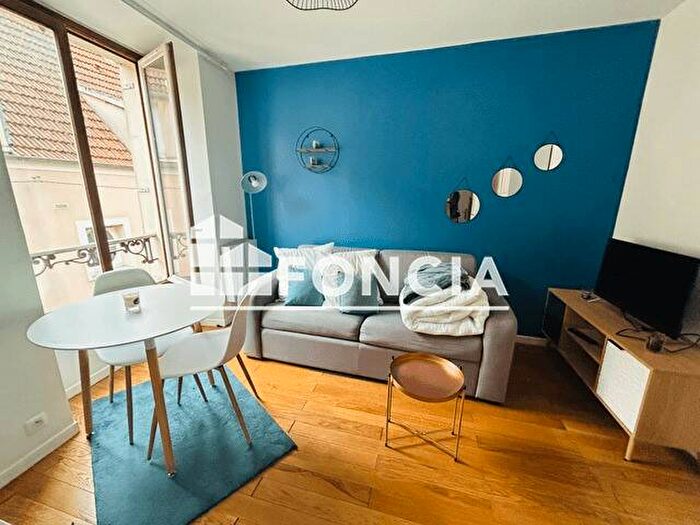 Appartement à louer - Rive Droite-Apport Paris Gare, Corbeil-Essonnes - 1 pièce