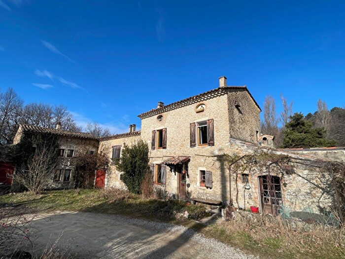 Maison à vendre - Dieulefit - 10 pièces - 4 chambres
