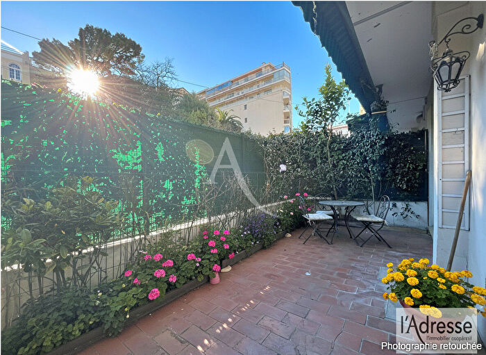 Appartement à vendre - Antibes, Coeur de ville - 3 pièces - 2 chambres