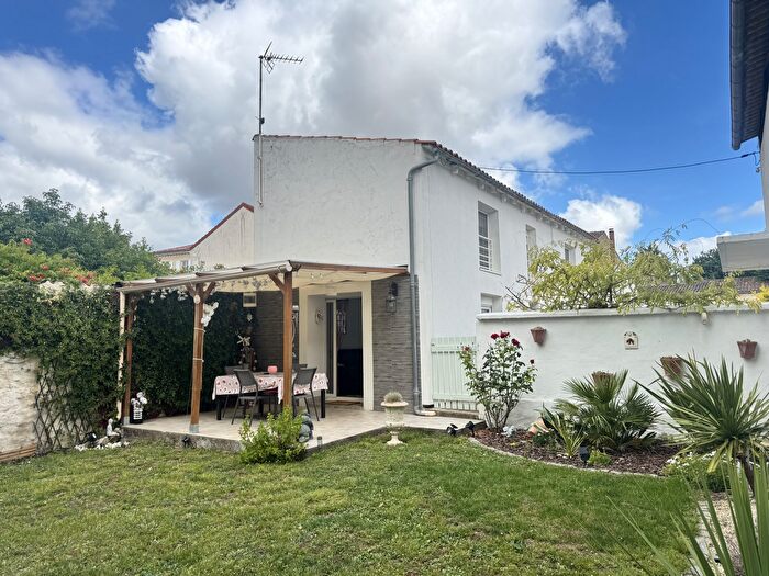 Maison 4 pièces à vendre à Gémozac