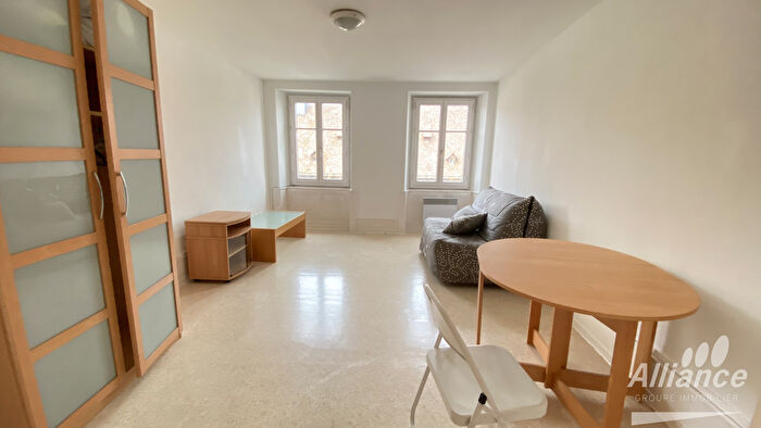 Appartement 1 pièce à louer à Montbéliard, Centre-ville, Prairie, Batteries du Parc, Charmontet