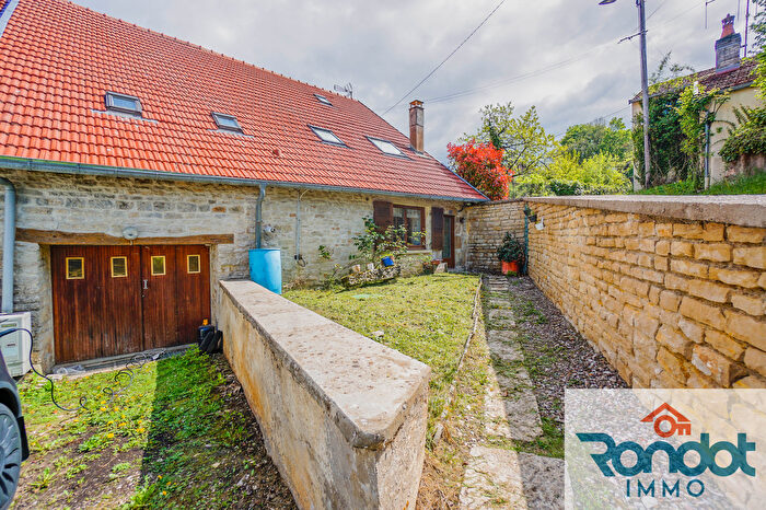 Maison à vendre - Prauthoy - 6 pièces - 4 chambres