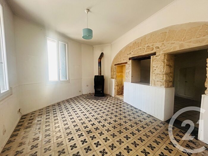 Maison 5 pièces à vendre à Junas