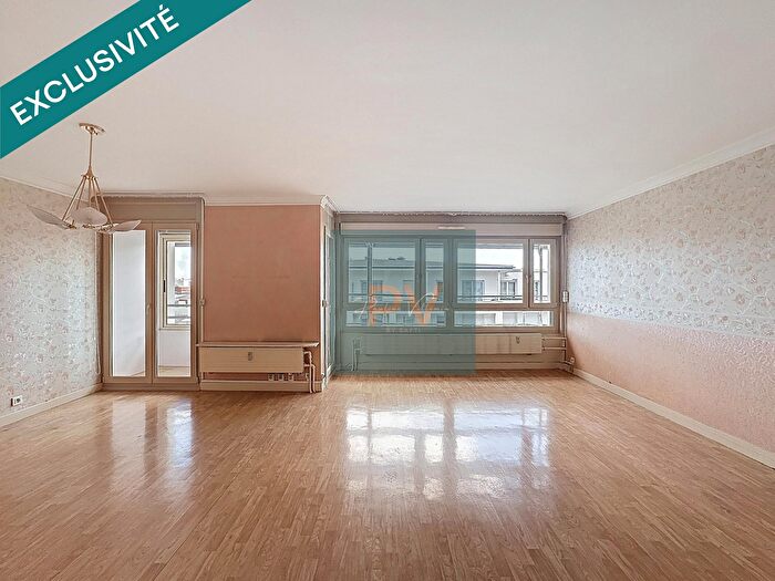 Appartement à vendre - Nancy, Poincaré, Foch, Anatole France, Croix de Bourgogne - 4 pièces - 2 chambres