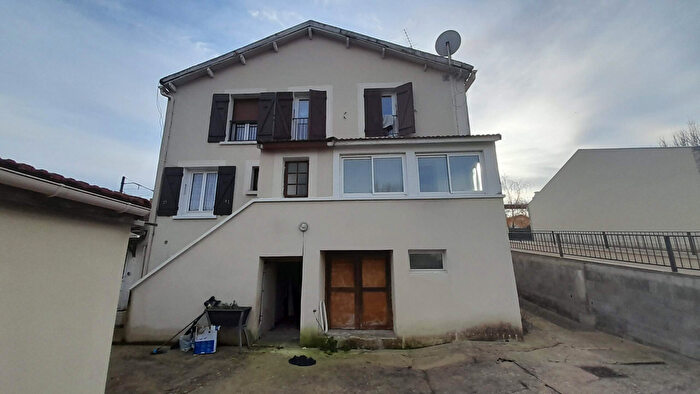 Appartement à louer - Égly - 1 pièce