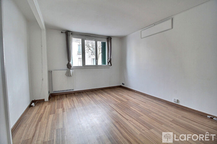 Appartement à louer - La Garenne-Colombes, Centre Nord, Gare, Mairie - 3 pièces - 2 chambres