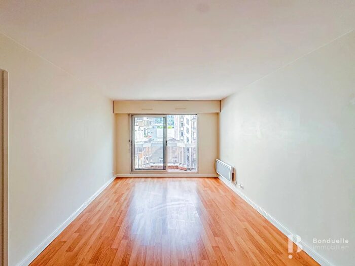 Appartement 2 pièces à louer - Paris 15ème, Emeriau, Zola