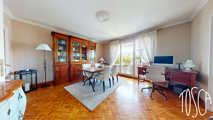 Appartement à vendre - Thiais, Clury, Victor Hugo - 3 pièces - 2 chambres