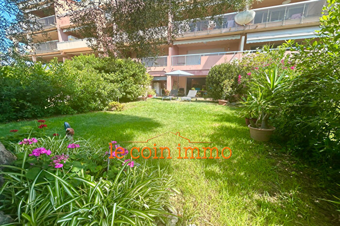 Appartement 3 pièces à Antibes, Antibes-les-Pins, Trianon, Le Fournel, Peyregoue, à vendre