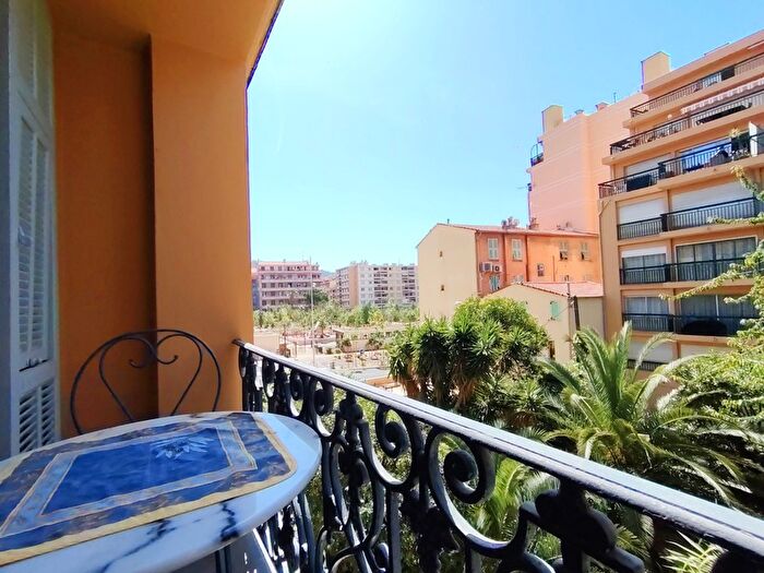 Appartement 2 pièces à Nice, Acropolis, République, à vendre