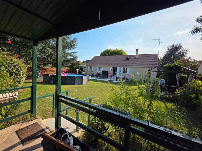 Maison à vendre - Neuville-sur-Oise - 7 pièces - 4 chambres