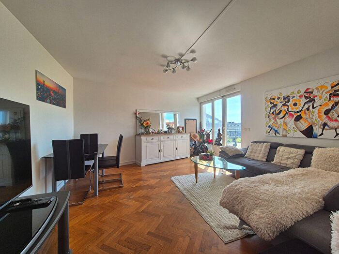 Appartement 4 pièces à Montigny-le-Bretonneux, Saint-Quentin, à vendre